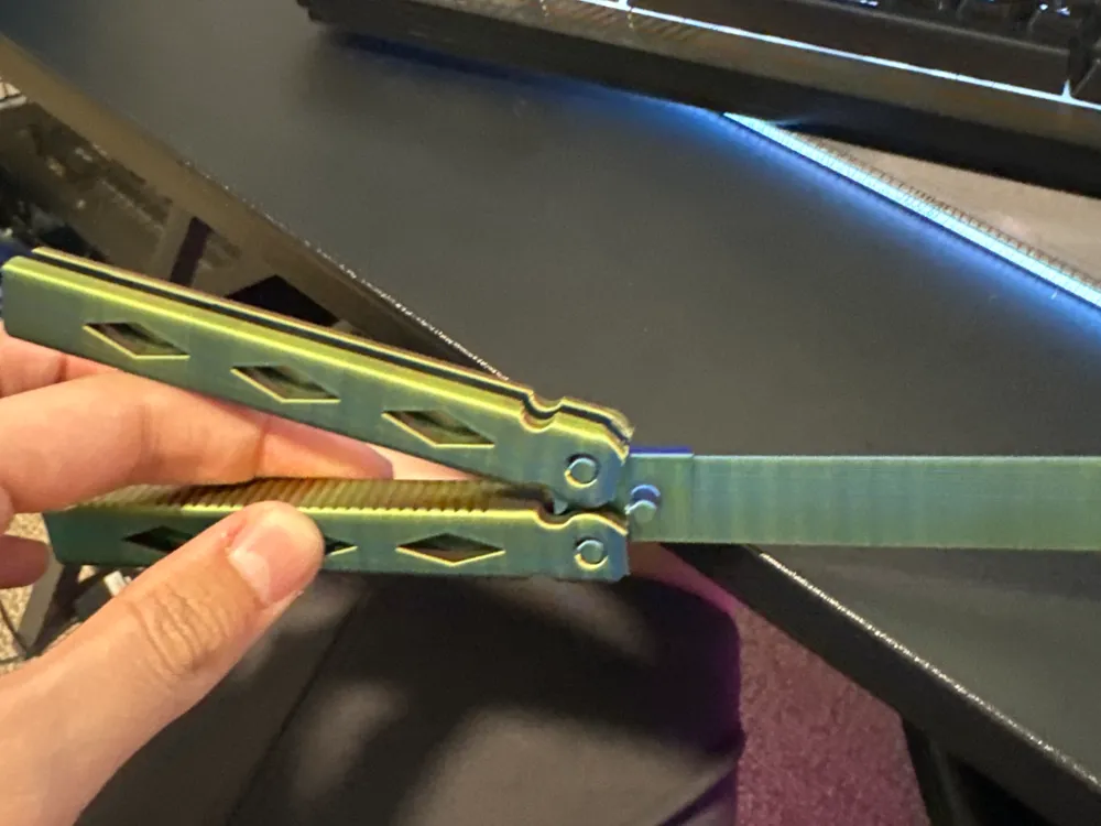 Fidget Butterfly Knife - Free 3D Print Model - MakerWorld