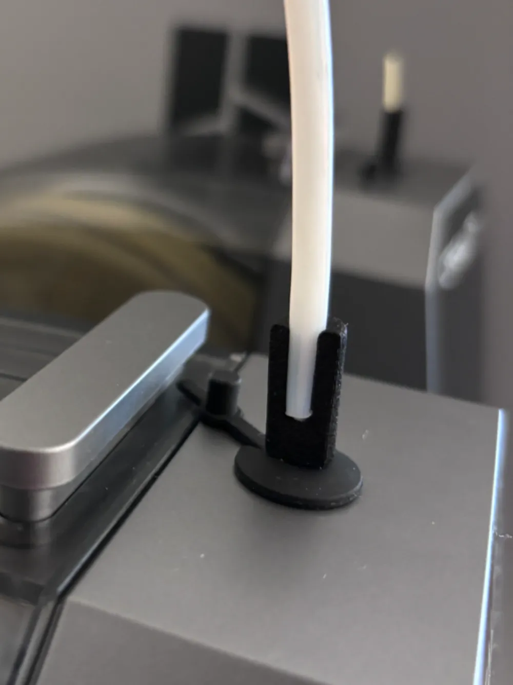 PTFE Adapter f. Creality Space Pi filament dryer - Free 3D Print Model ...