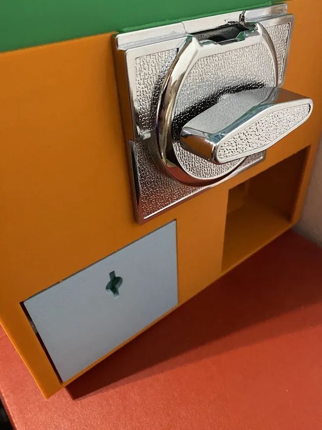 Mechanical Vending Machine - Free 3D Print Model - MakerWorld