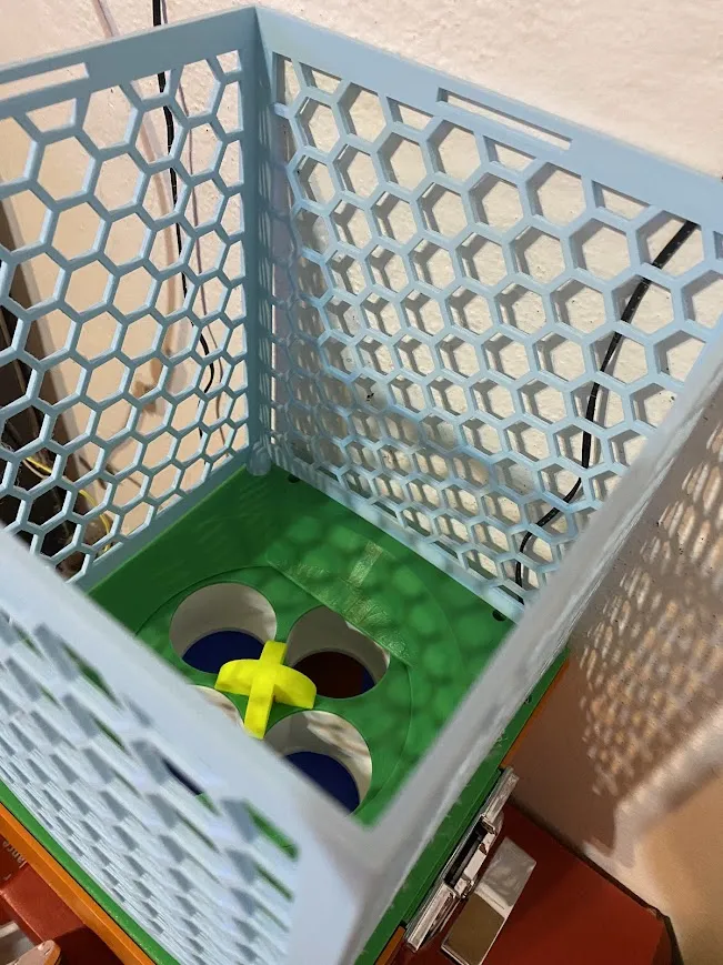 Mechanical Vending Machine - Free 3D Print Model - MakerWorld