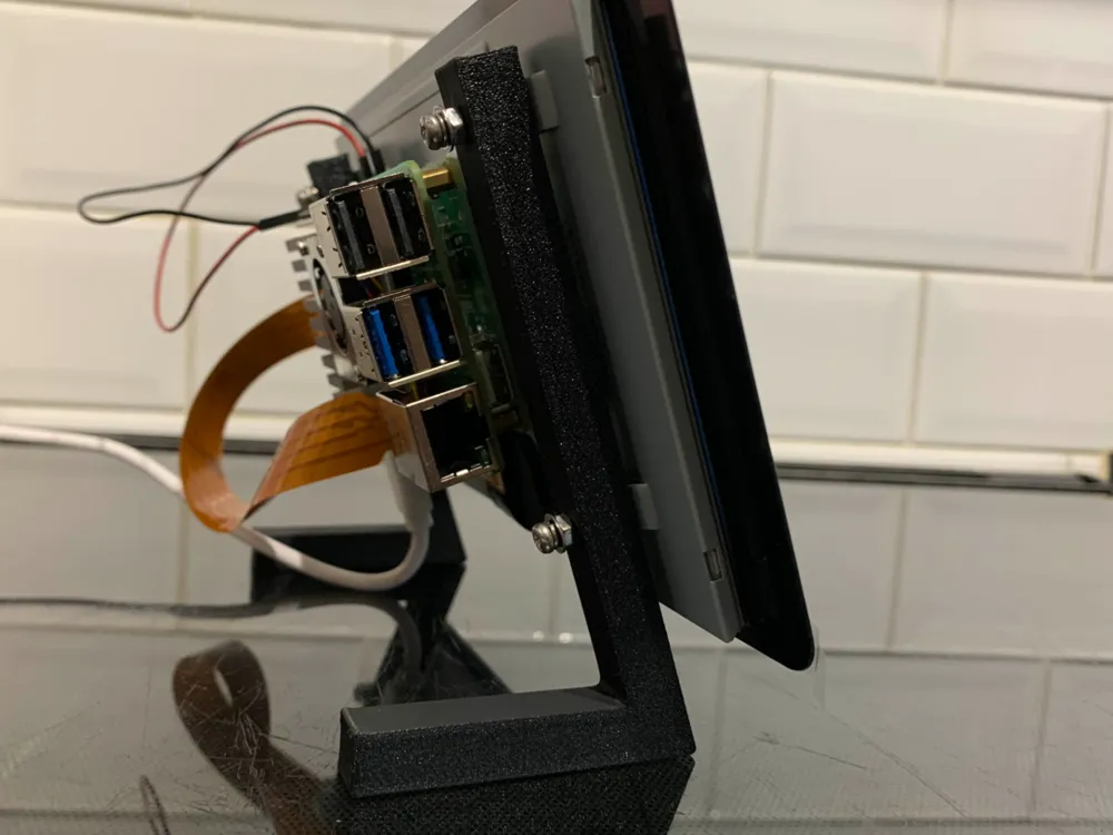 Stands for 7-inch Raspberry Pi display by vyntie - MakerWorld