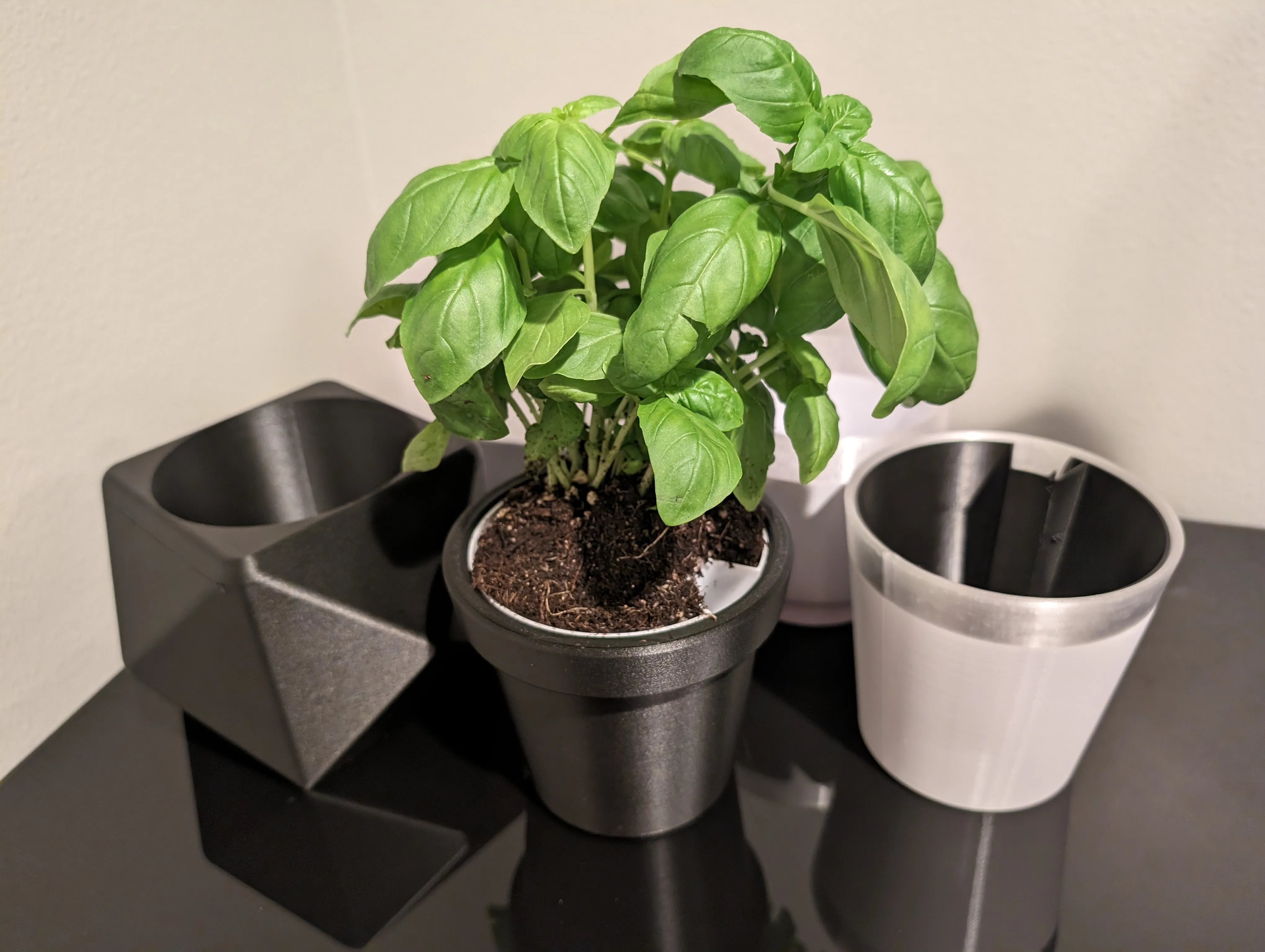 Super Mario Pow Block Box/Self-Water Planter by anselor MakerWorld: Download Free 3D Models