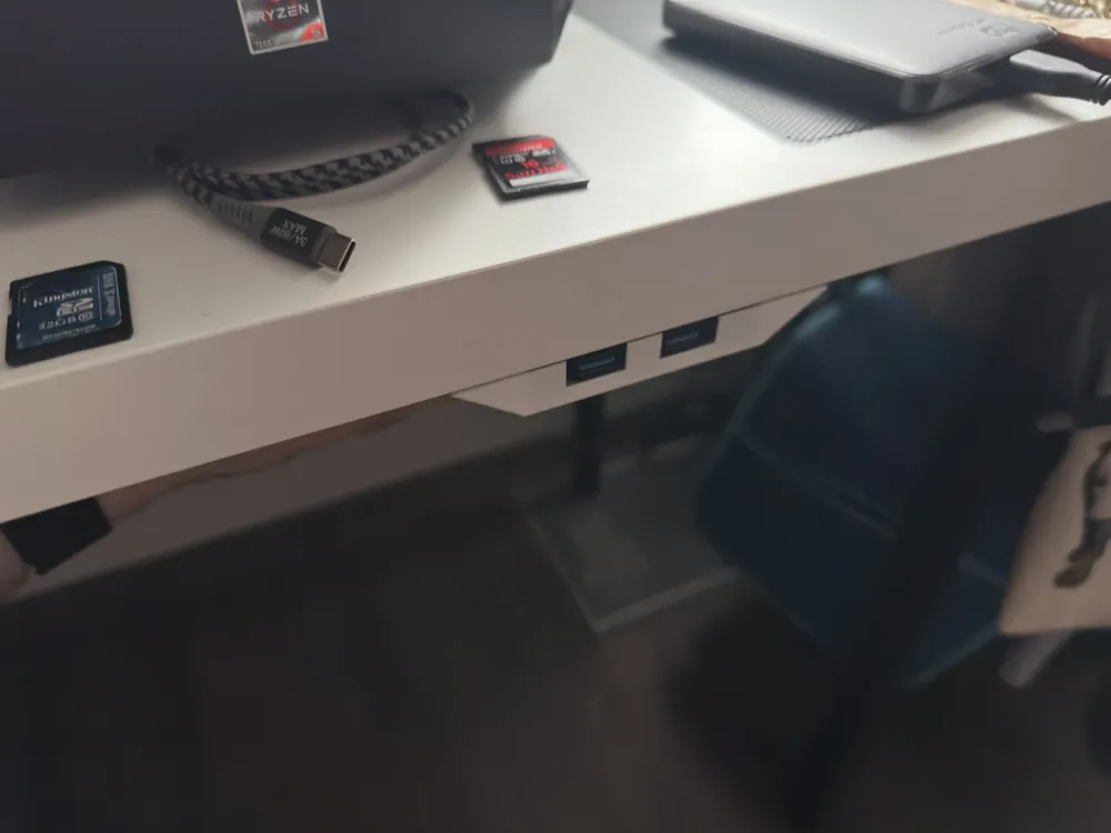 Card Reader and USB Hub under desk mount by DarkB_CZ - MakerWorld