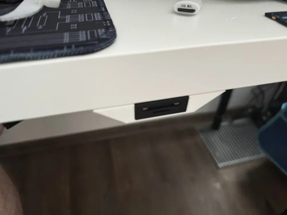 Card Reader and USB Hub under desk mount by DarkB_CZ - MakerWorld