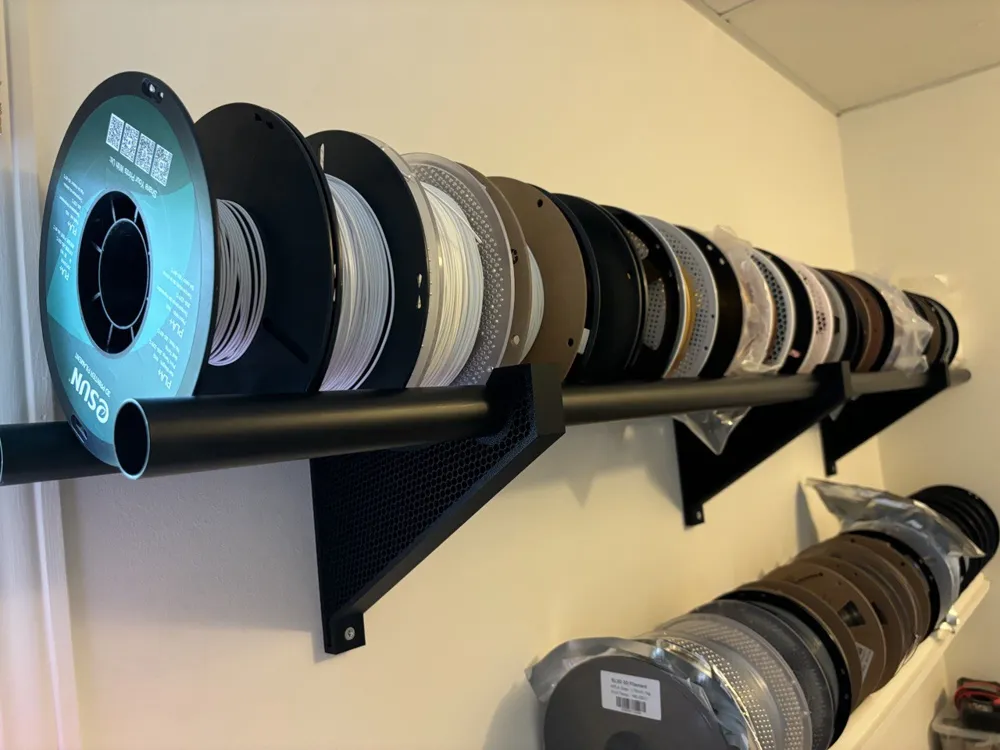 Filament shelf bracket by kkuepper - MakerWorld