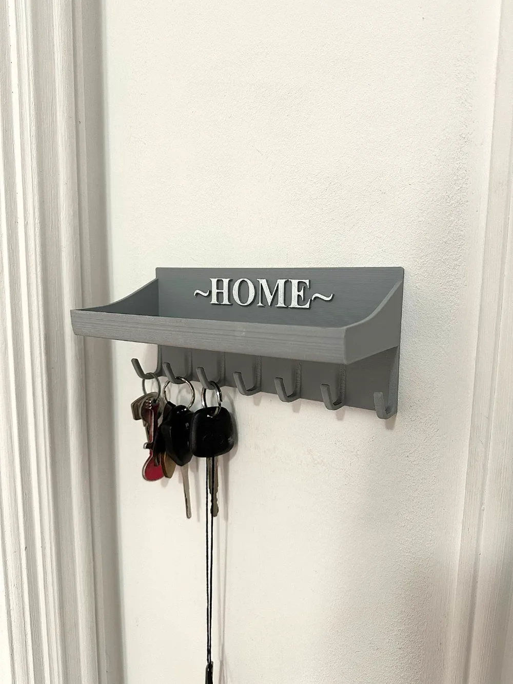 Key hanger with shelf - Free 3D Print Model - MakerWorld
