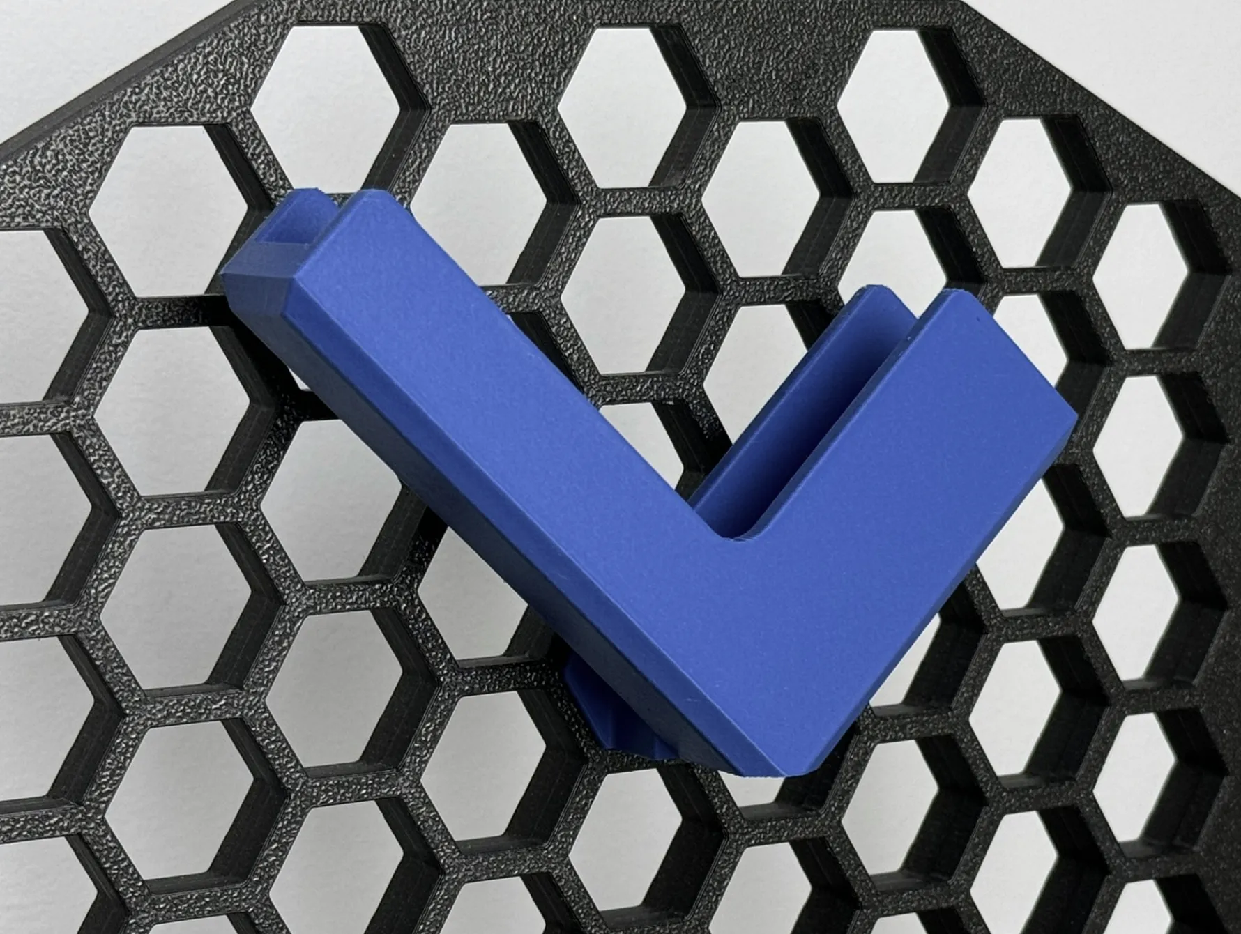 KYZ HSW Display Stand - Medium Remixed by KYZ Design - MakerWorld