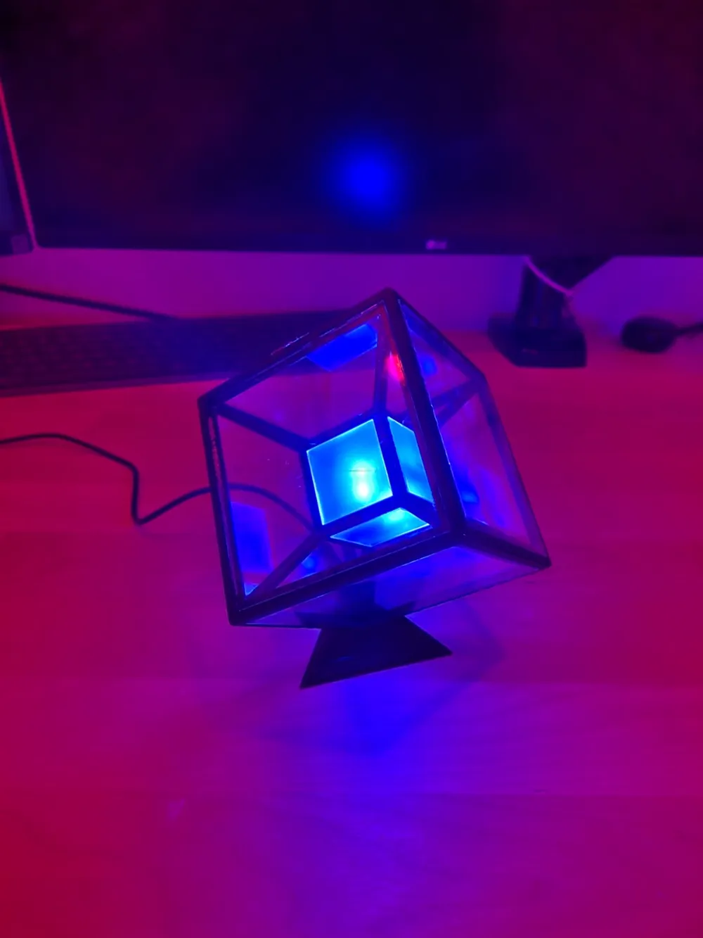 Tesseract Light by sainventions - MakerWorld