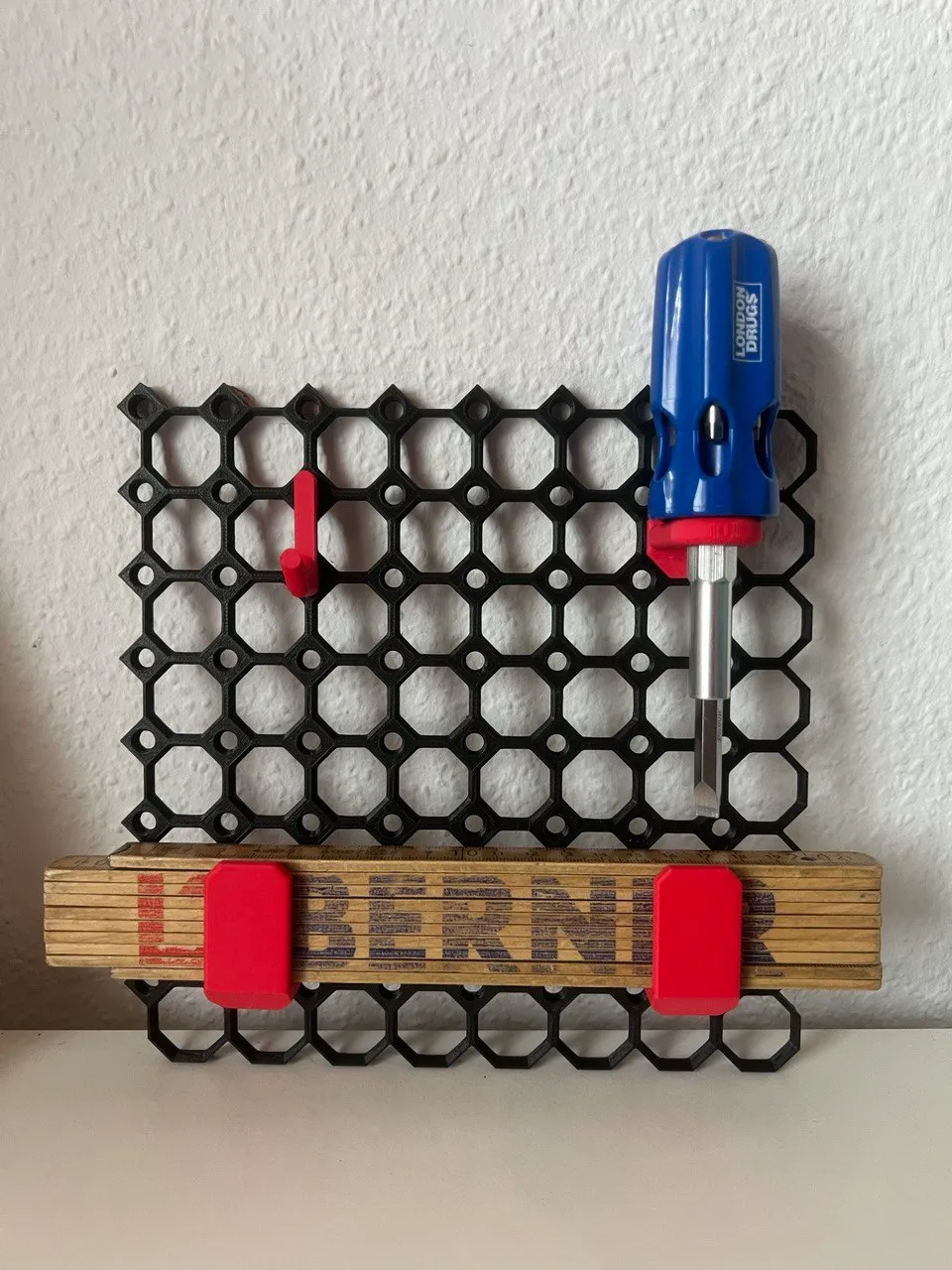 Multiboard Screwdriver mount 12 mm opening Hex 1x1 by Piet MakerWorld: Download Free 3D Models