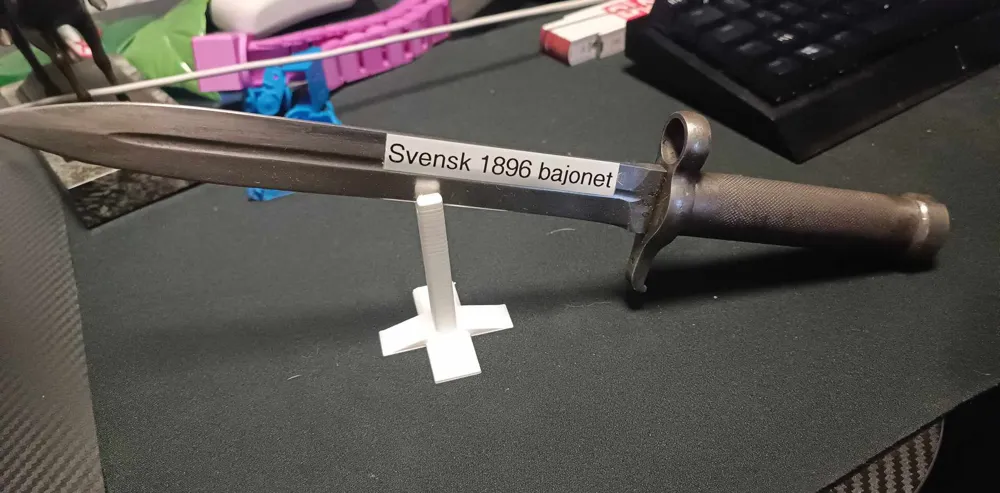 knife/ bayonet display stand by nnif89 - MakerWorld