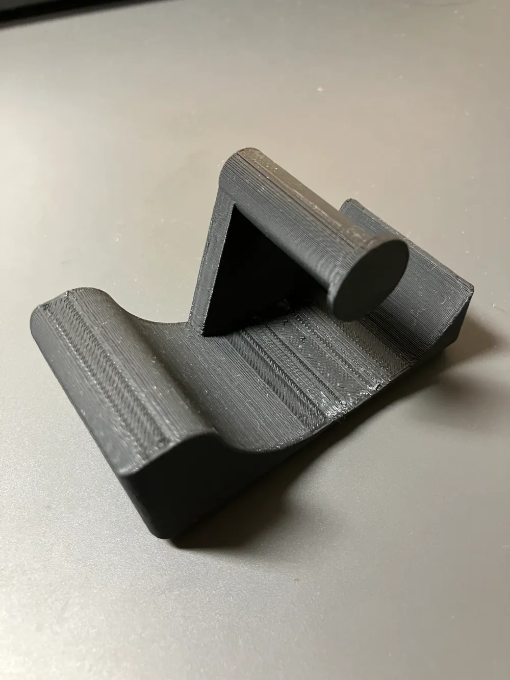 Gridfinity-compatible solder reel stand by oosan1 - MakerWorld