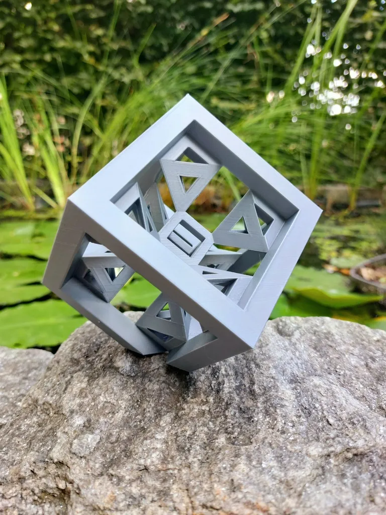 Tesseract cube decoration by Kutnohormac - MakerWorld
