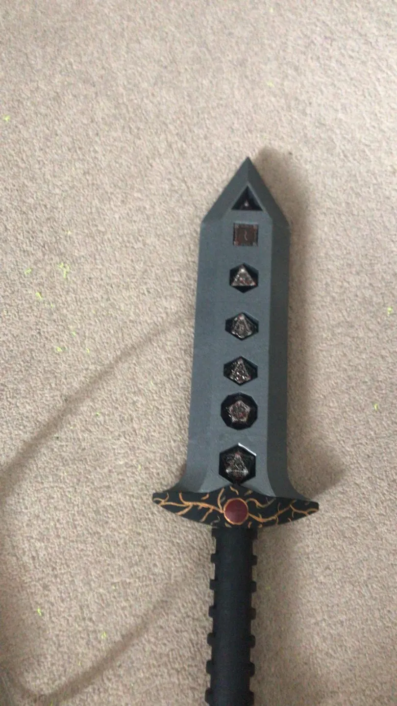 Dungeons and Dragons Dagger Dice vault (ttrpg) by Sluggy101 MakerWorld ...