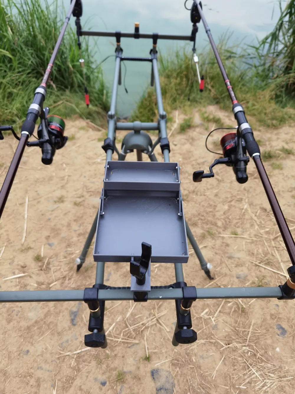 Double-decker fisherman's folding table. by oizopetr - MakerWorld