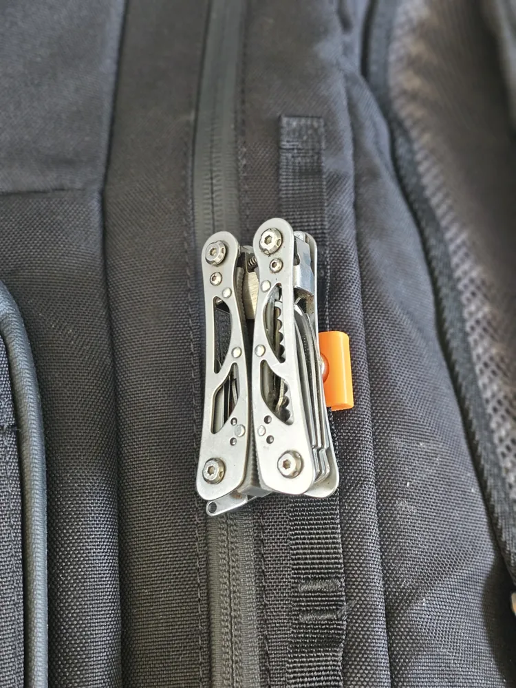Universal Magnetic Backpack Clip by Magmabow MakerWorld: Download Free ...