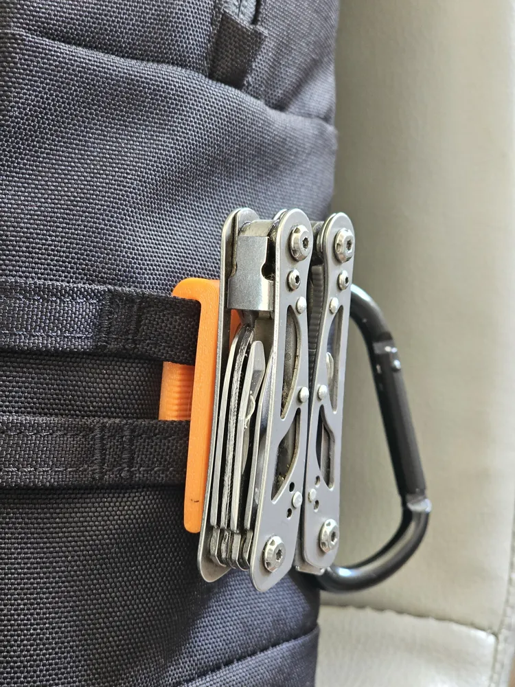 Universal Magnetic Backpack Clip by Magmabow - MakerWorld