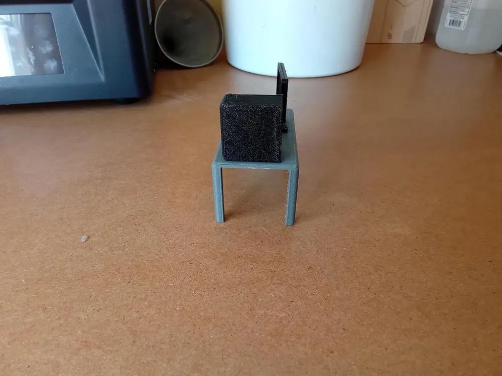 Modèle de bureau miniature - Modèle d'Impression 3D Gratuit - MakerWorld