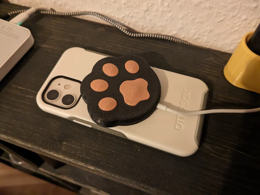 Cat Paw Magsafe Charger by MrHegger - MakerWorld