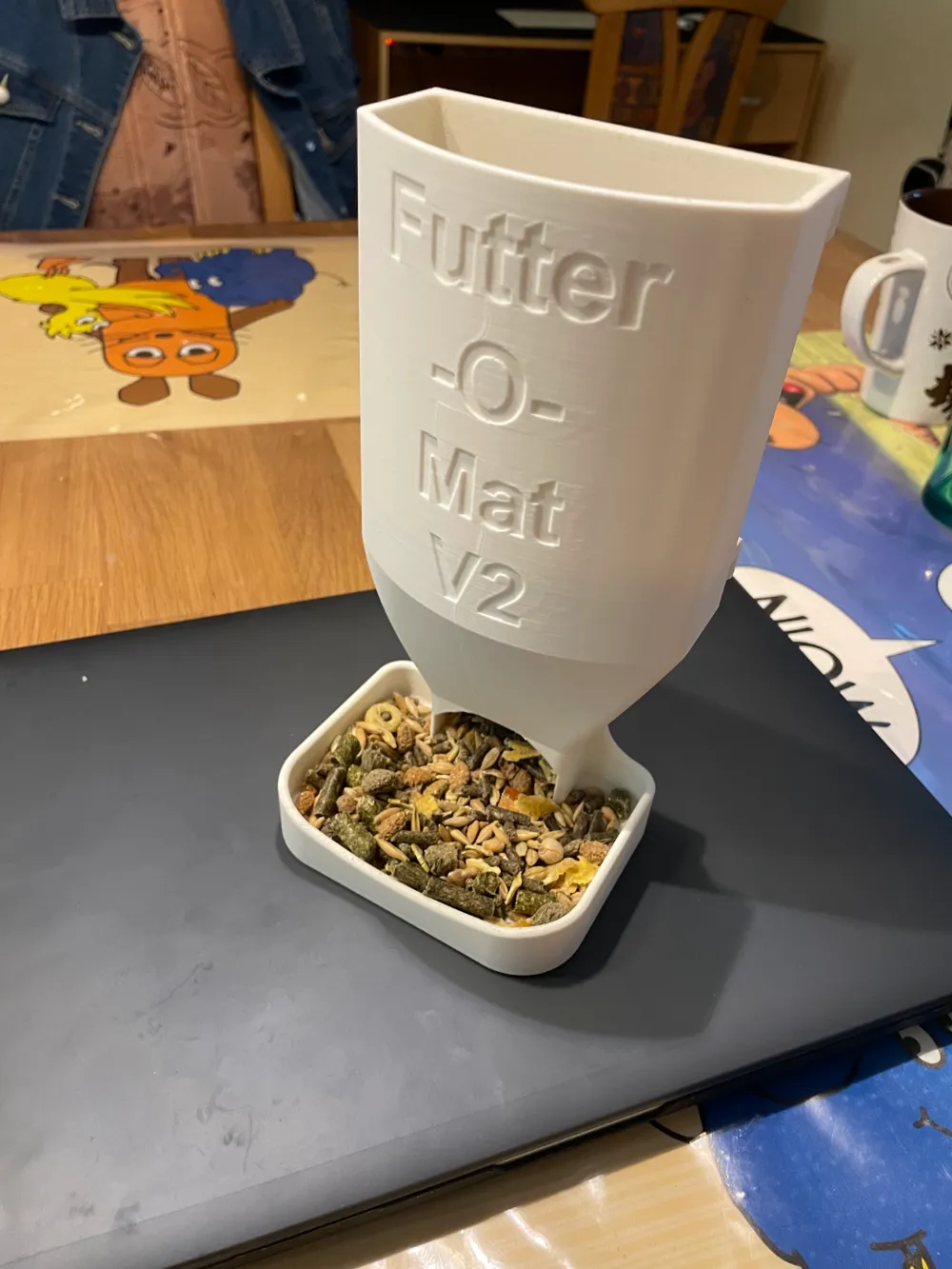 Automatic rodent feeder by maggiman2001 - MakerWorld