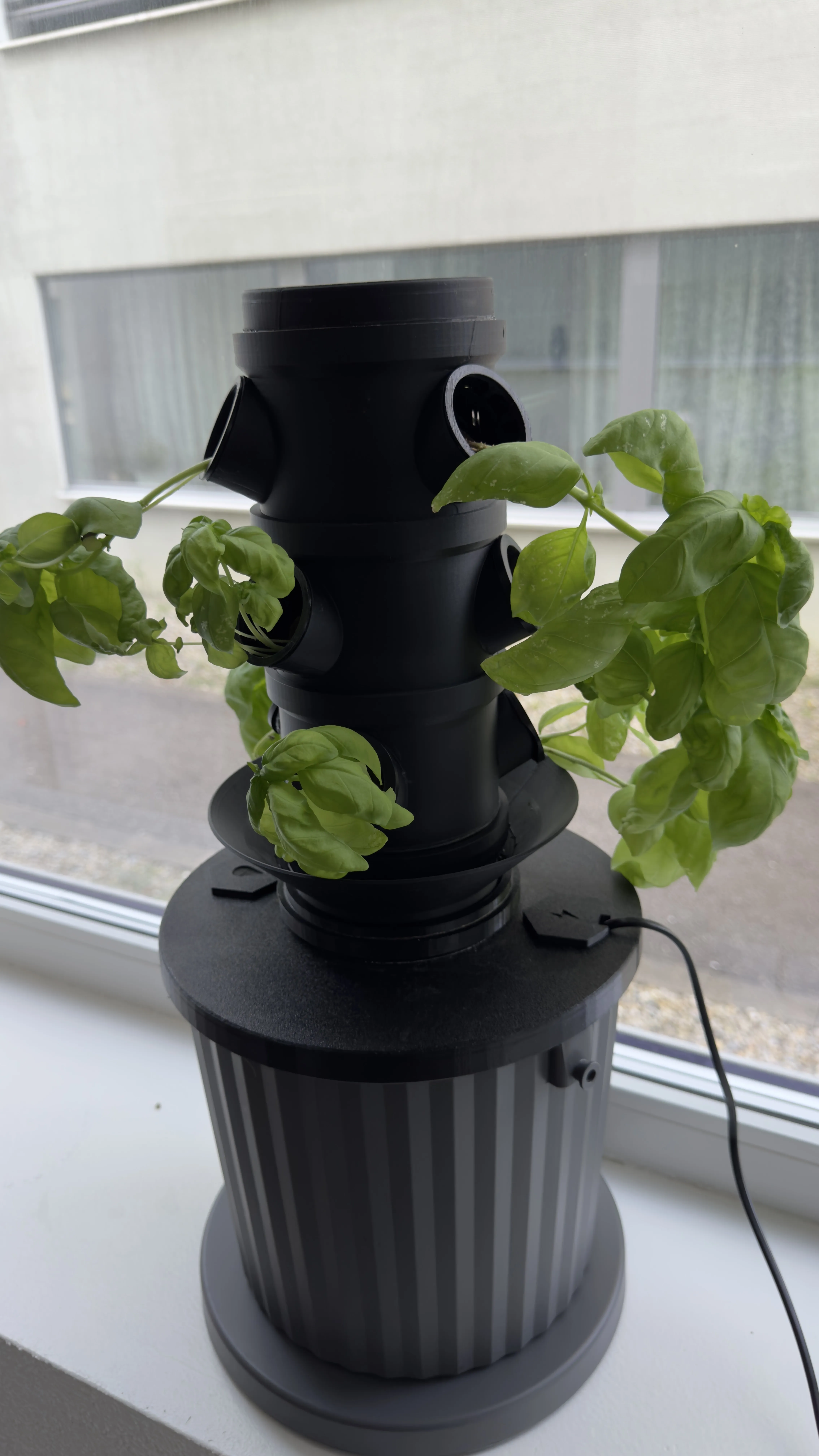 Hydroponic Tower by Moja MakerWorld: Download Free 3D Models