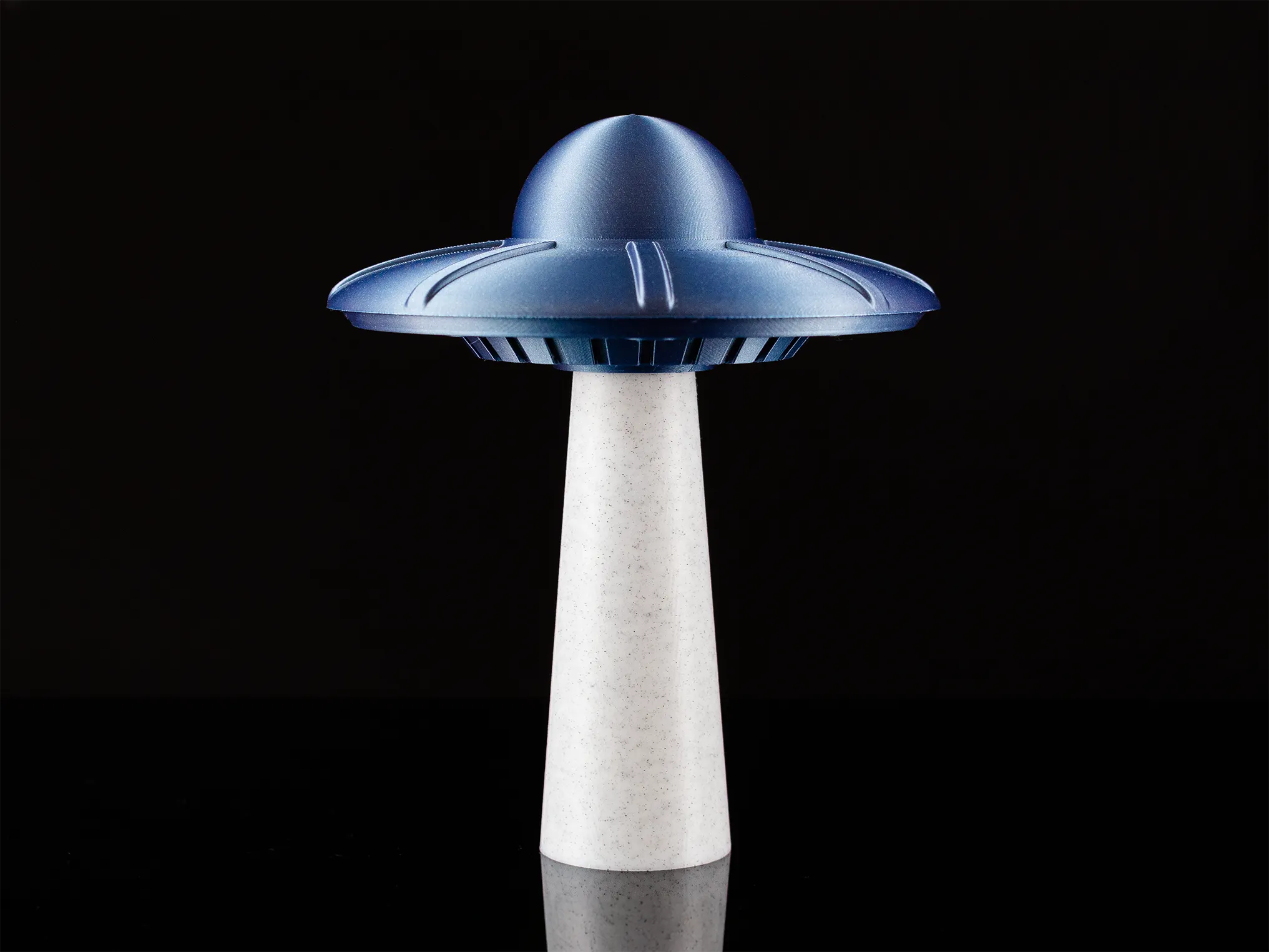Nave Espacial Minimalista - Modelo gratuito para impressão 3D - MakerWorld
