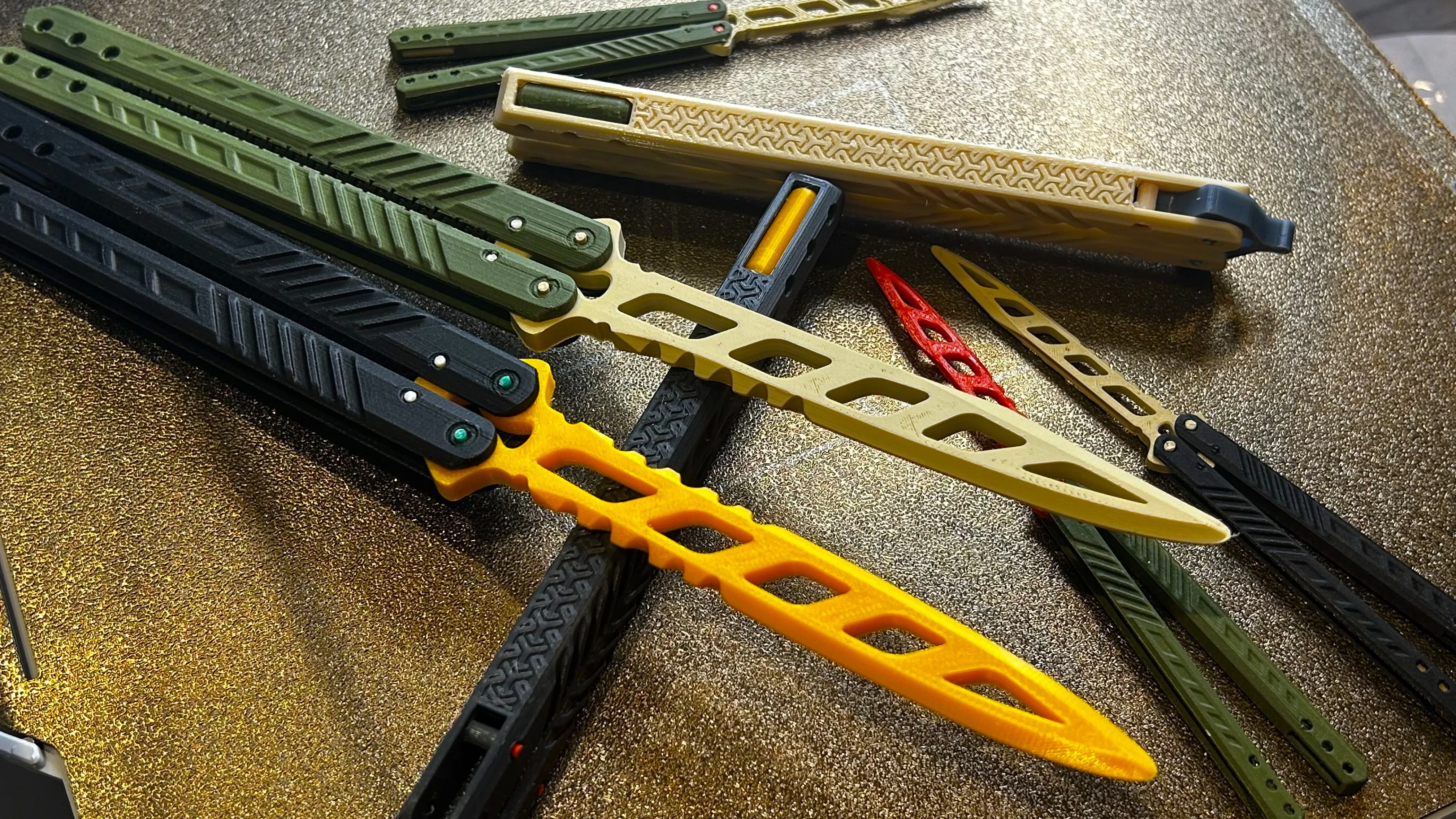 Balisong aka Butterfly Knife new patterns and comb by iczfirz ...
