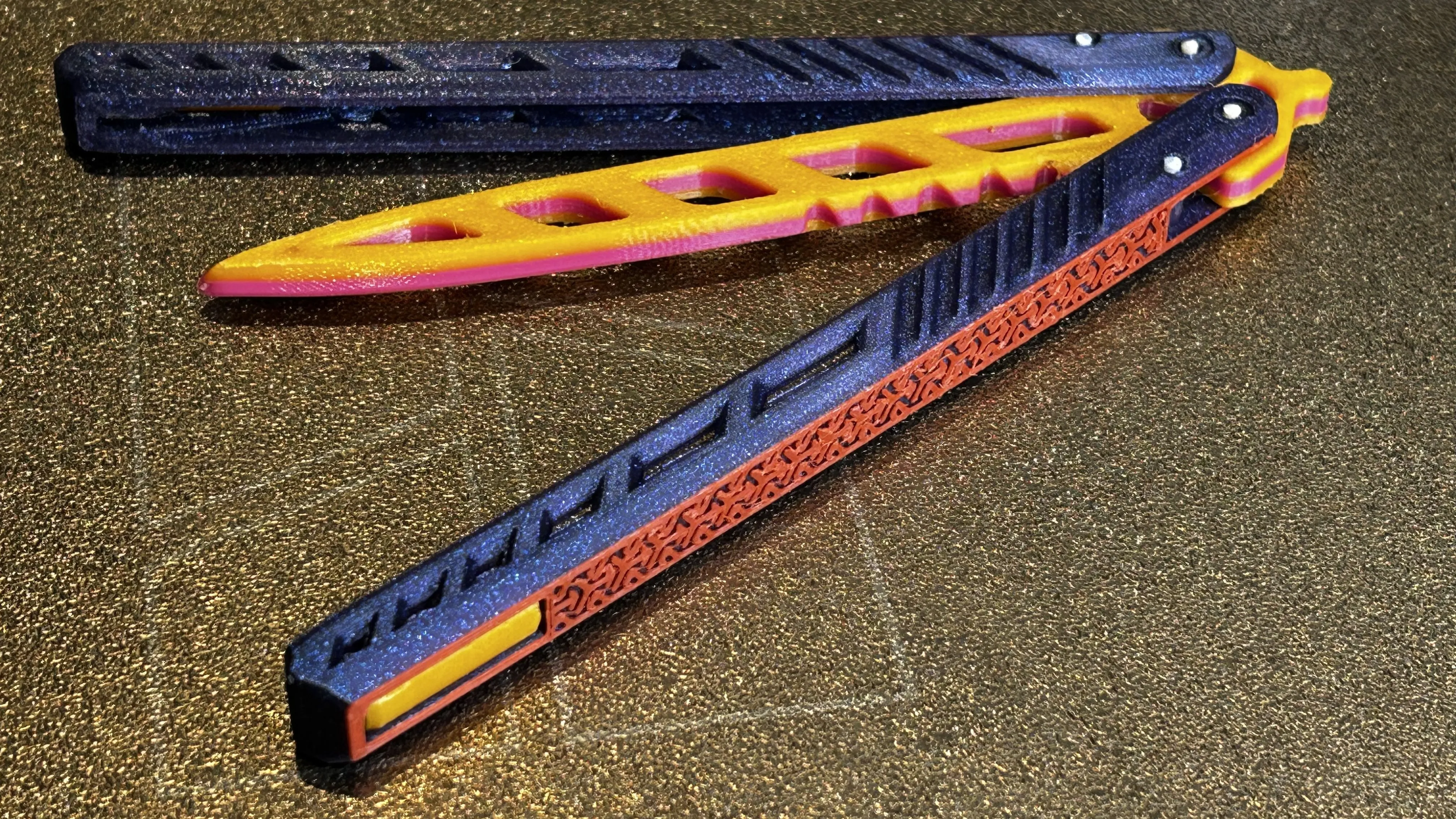 Balisong aka Butterfly Knife new patterns and comb by iczfirz ...