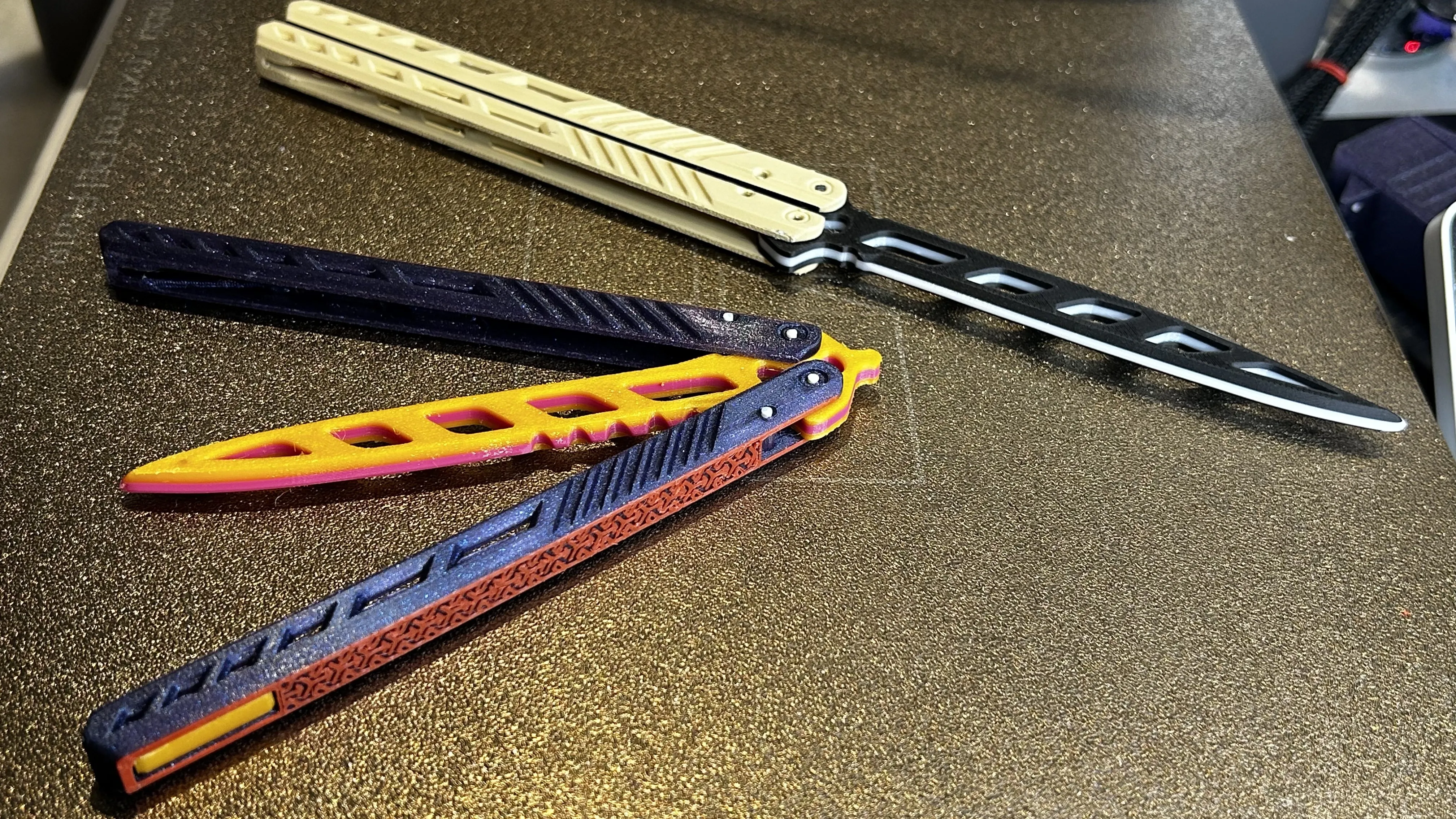 Balisong aka Butterfly Knife new patterns and comb - Free 3D Print ...