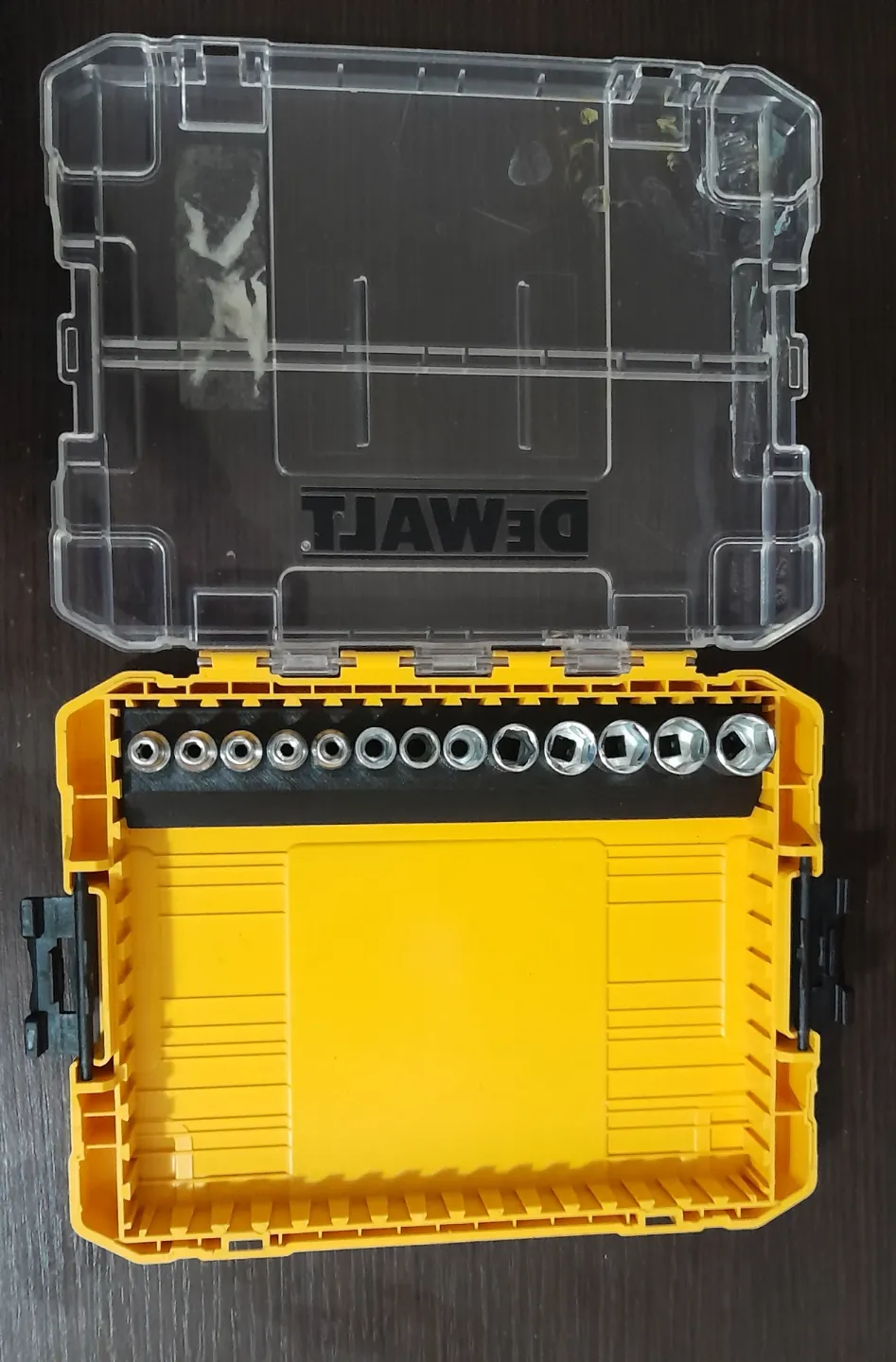Bit holder for Dewalt's 6 compartment tough box - Free 3D Print Model ...