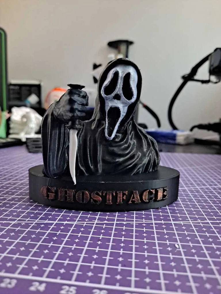 Ghostface bust with stand Remixed by serialprinting - MakerWorld