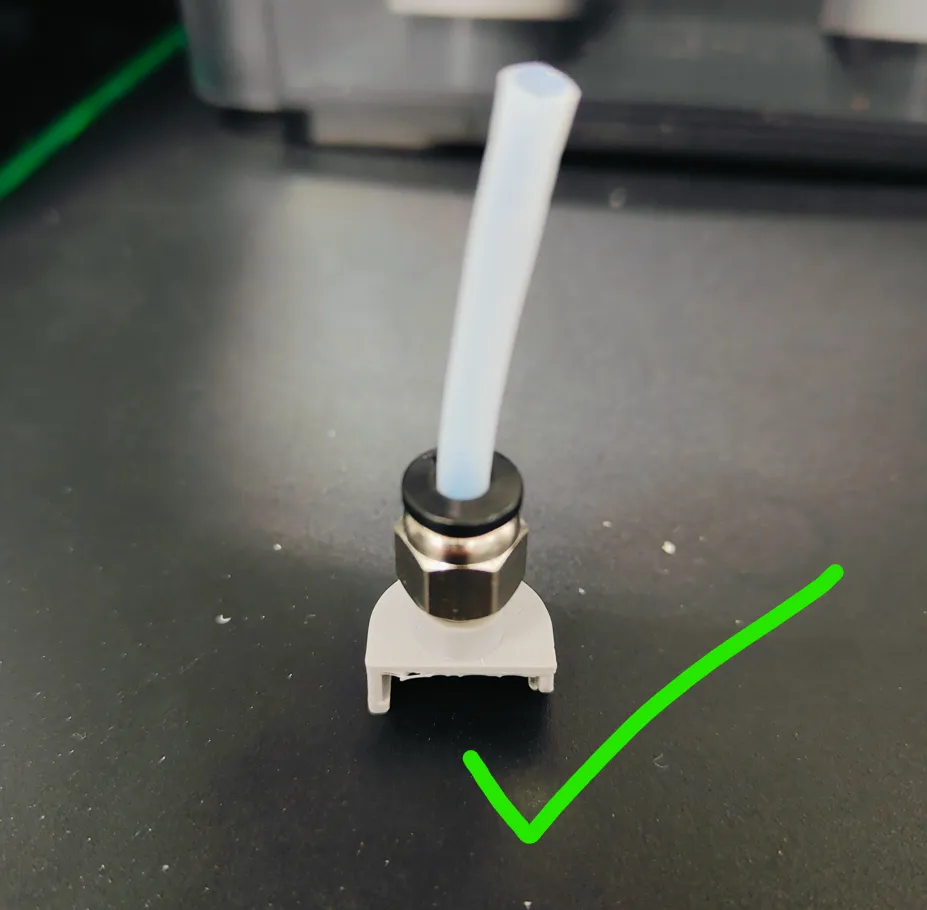 AMS feeder protector with pneumatic connector by AnalogKnight - MakerWorld