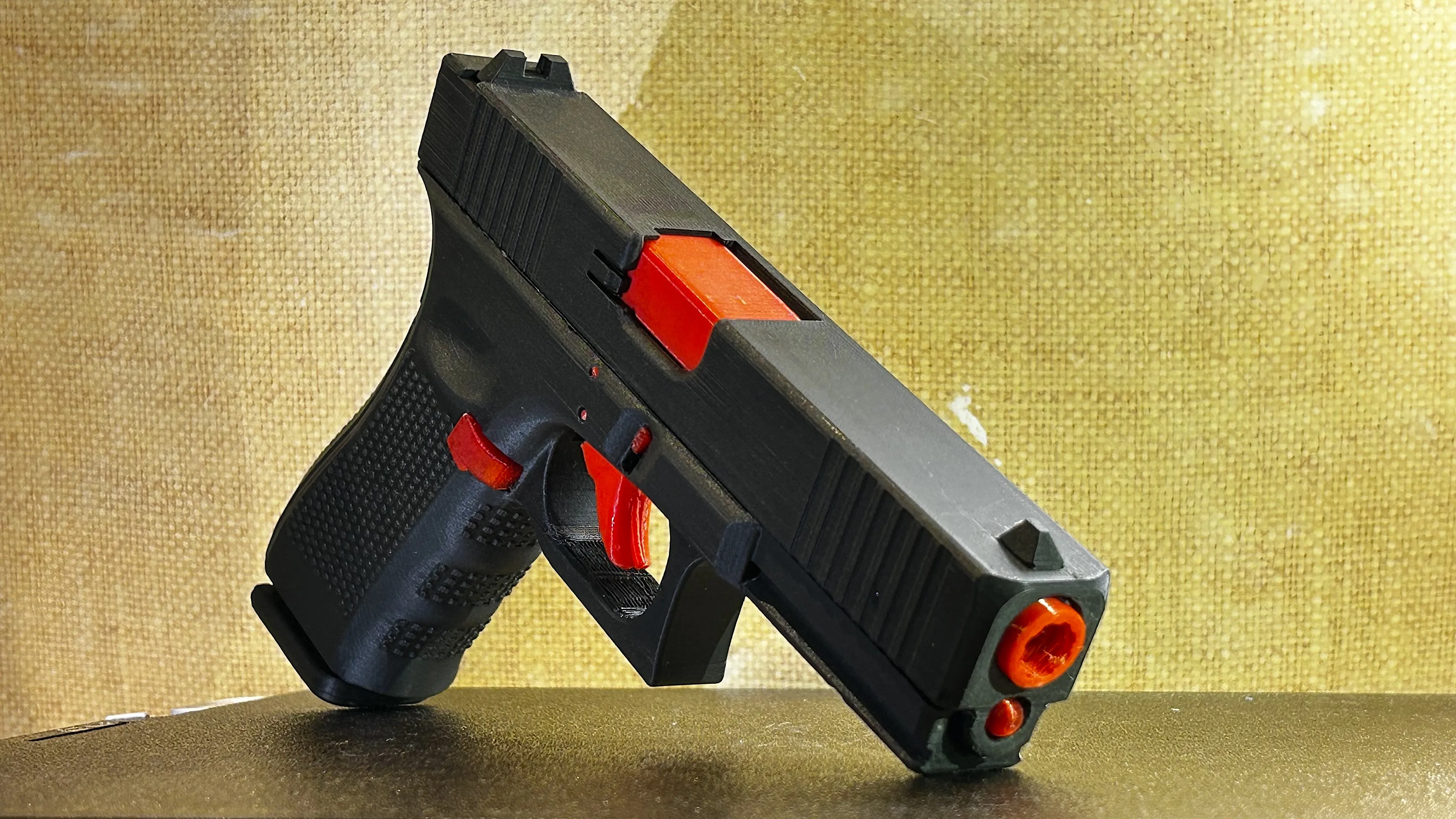 Standard props pistol, slide & barrel upgradeable - Free 3D Print Model ...