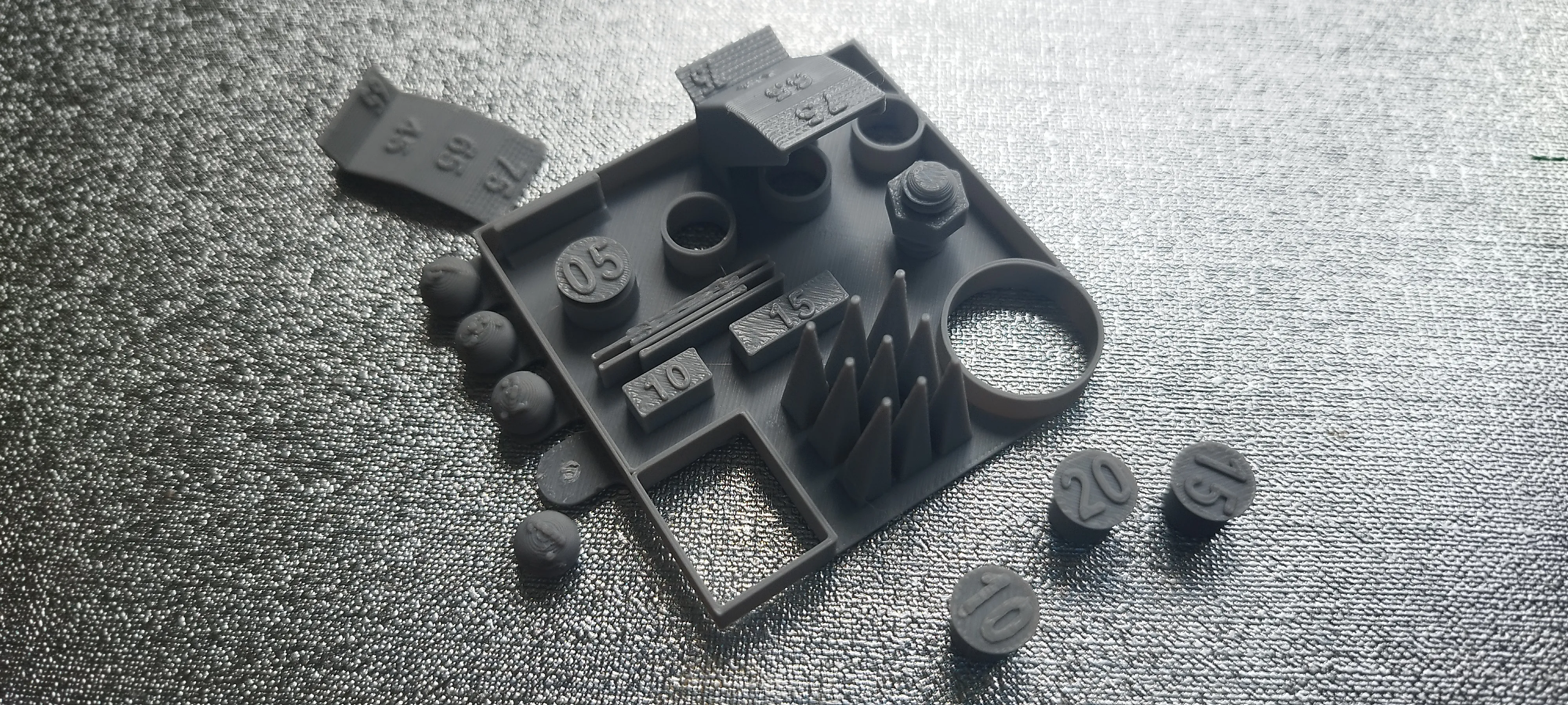 THE GREAT CALIBRATOR V.2 by Claudio "CloClo" MakerWorld: Download Free ...