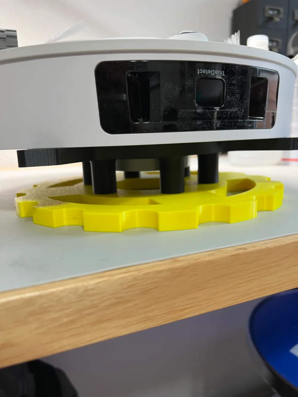 Robot Vacuum Work Bench Stand by Heliguy71 - MakerWorld