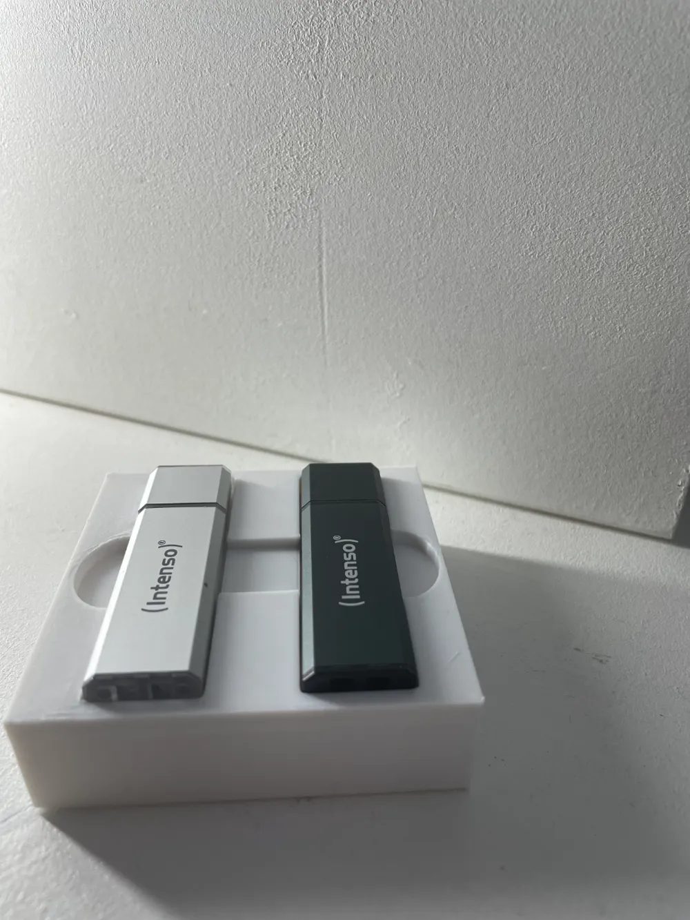 gridfinity usb stick holder by Doosdle MakerWorld: Download Free 3D Models