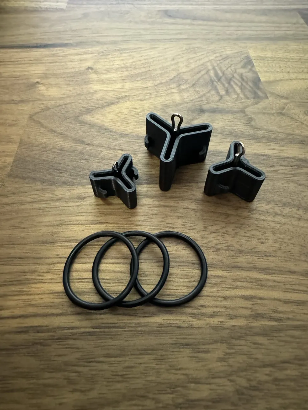 Rod-Mounted Treble hook holder by Victor - MakerWorld