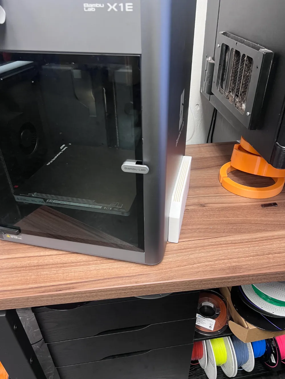 Bambu Lab X1E Build Plate Holder by Ldallen27 - MakerWorld