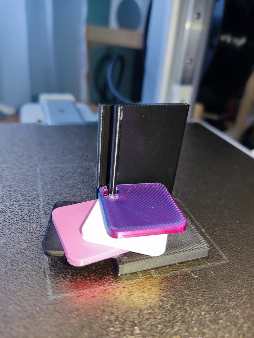 Swatches Stand by Wojtek Bartnik - MakerWorld