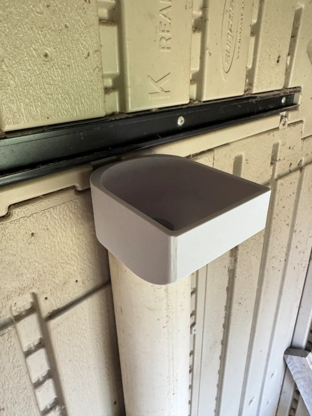 PVC Chicken feeder funnel by hirt.3dprint - MakerWorld