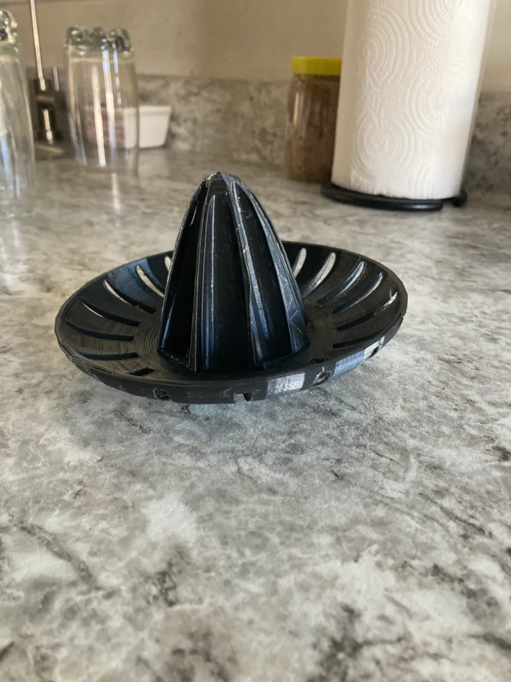 Lemon Squeezer Version 1 by lazerBot MakerWorld: Download Free 3D Models