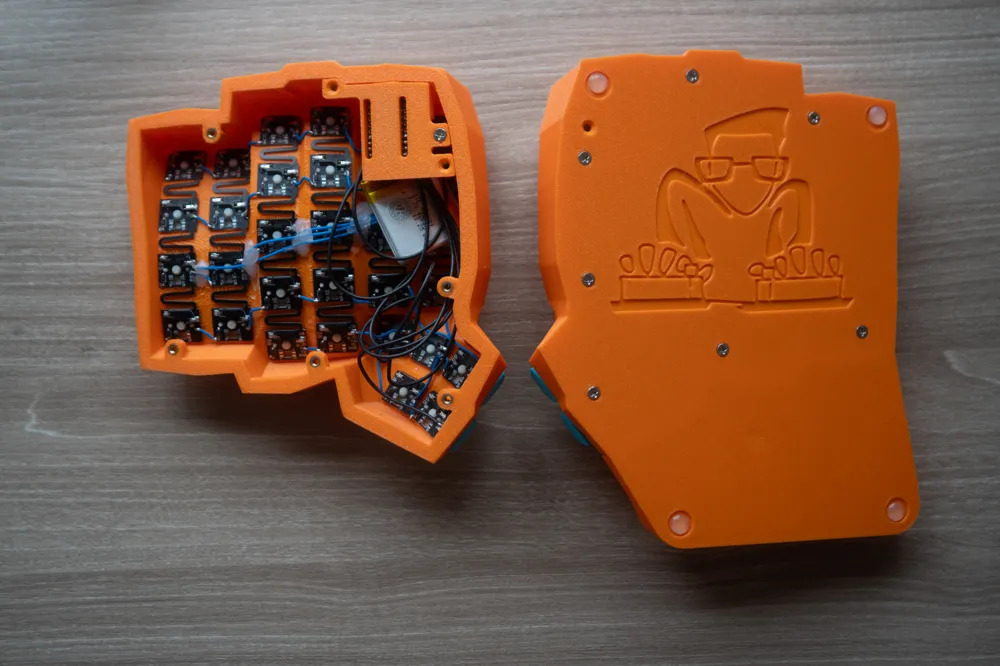Dactyl Manuform with Hand Rest by Ergomech - MakerWorld