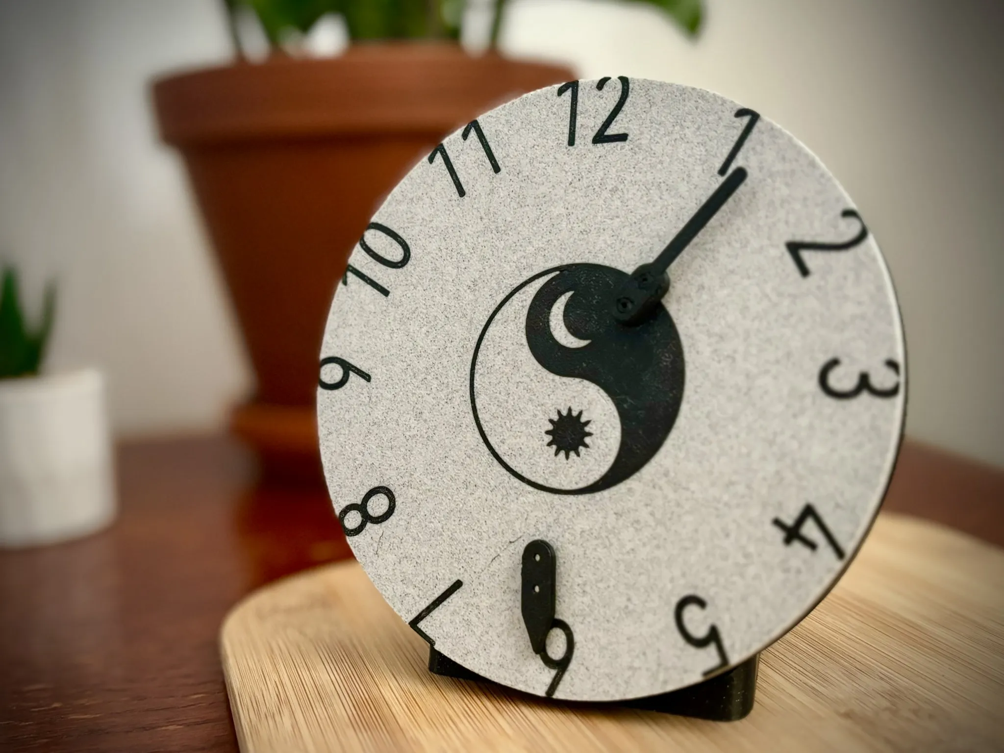 Magnetic Clock by Matthew Ghost MakerWorld: Download Free 3D Models