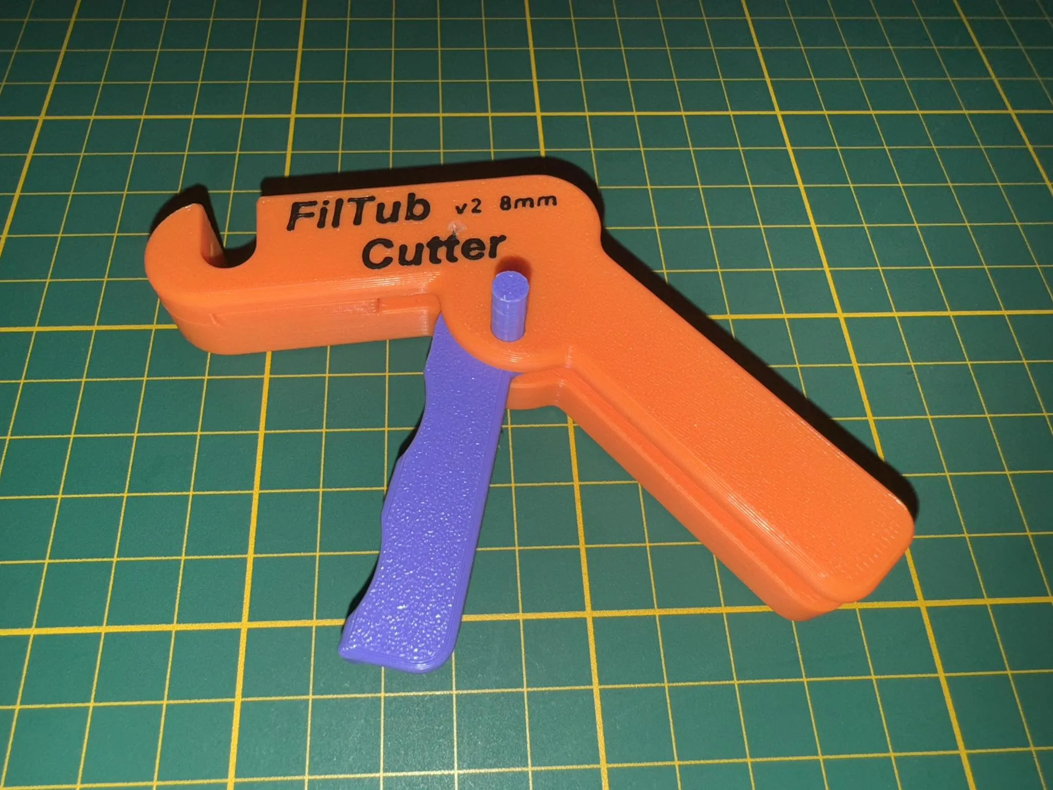 FilTub V2 - cutter for filament and PTFE up to 8mm by michsiv - MakerWorld