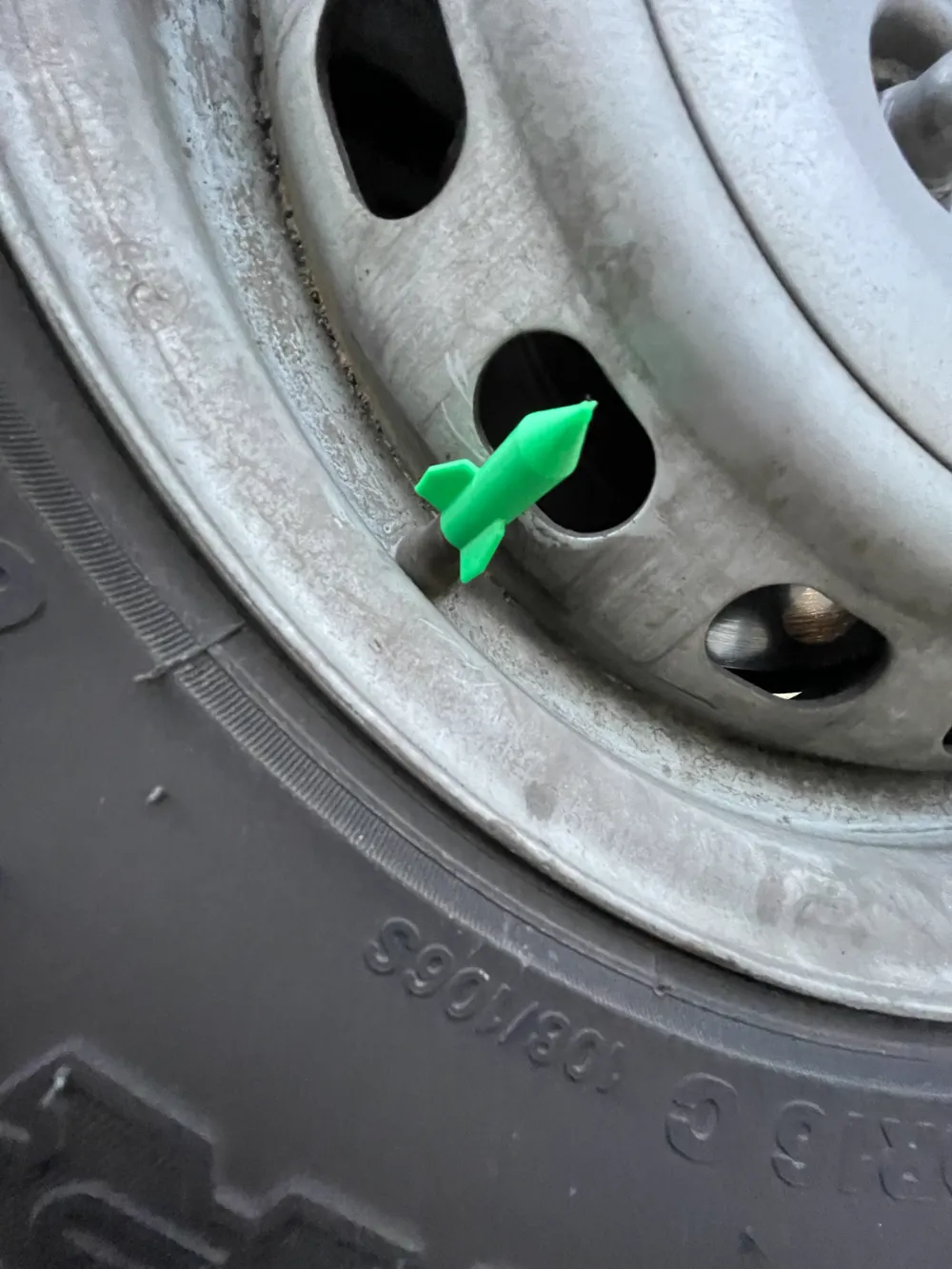 rocket valve cap (universal) by sam - MakerWorld