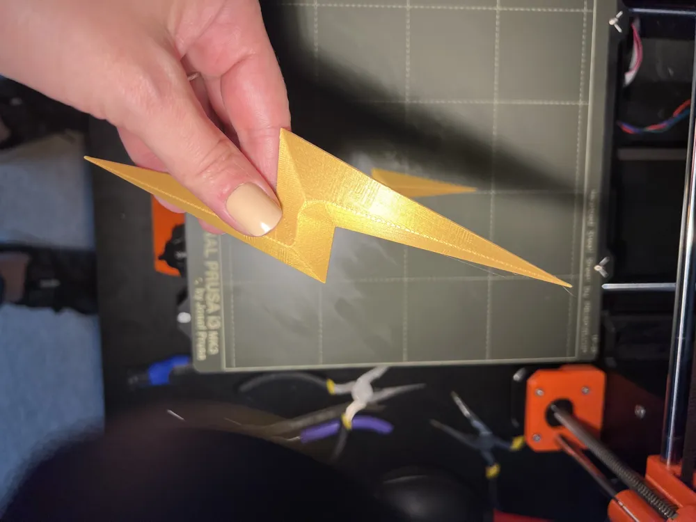 Beveled Lightning Bolt by Subtle Sorcery 3D - MakerWorld