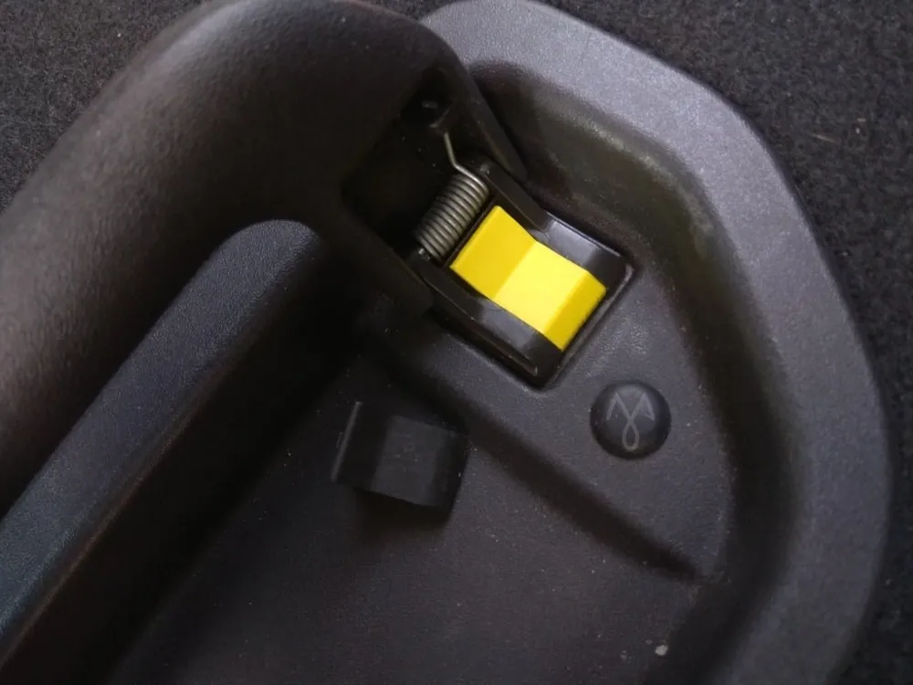 OEM Zafira B (Opel/Vauxhall) Foldable seats clip by jean-marie Astruc ...