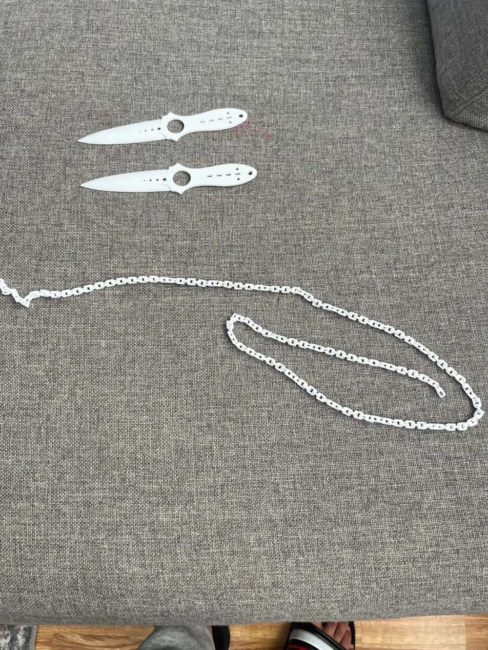knife with long chain - Free 3D Print Model - MakerWorld