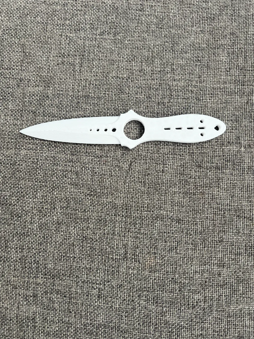 knife with long chain - Free 3D Print Model - MakerWorld