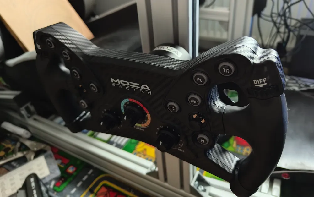 Floating Moza Wheel Mount for aluminium profile by thetartanbananaas ...