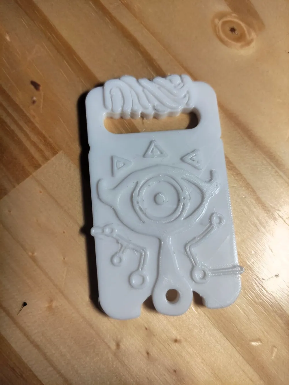 Sheikah Slate 3D Keychain by Simple project MakerWorld: Download Free ...